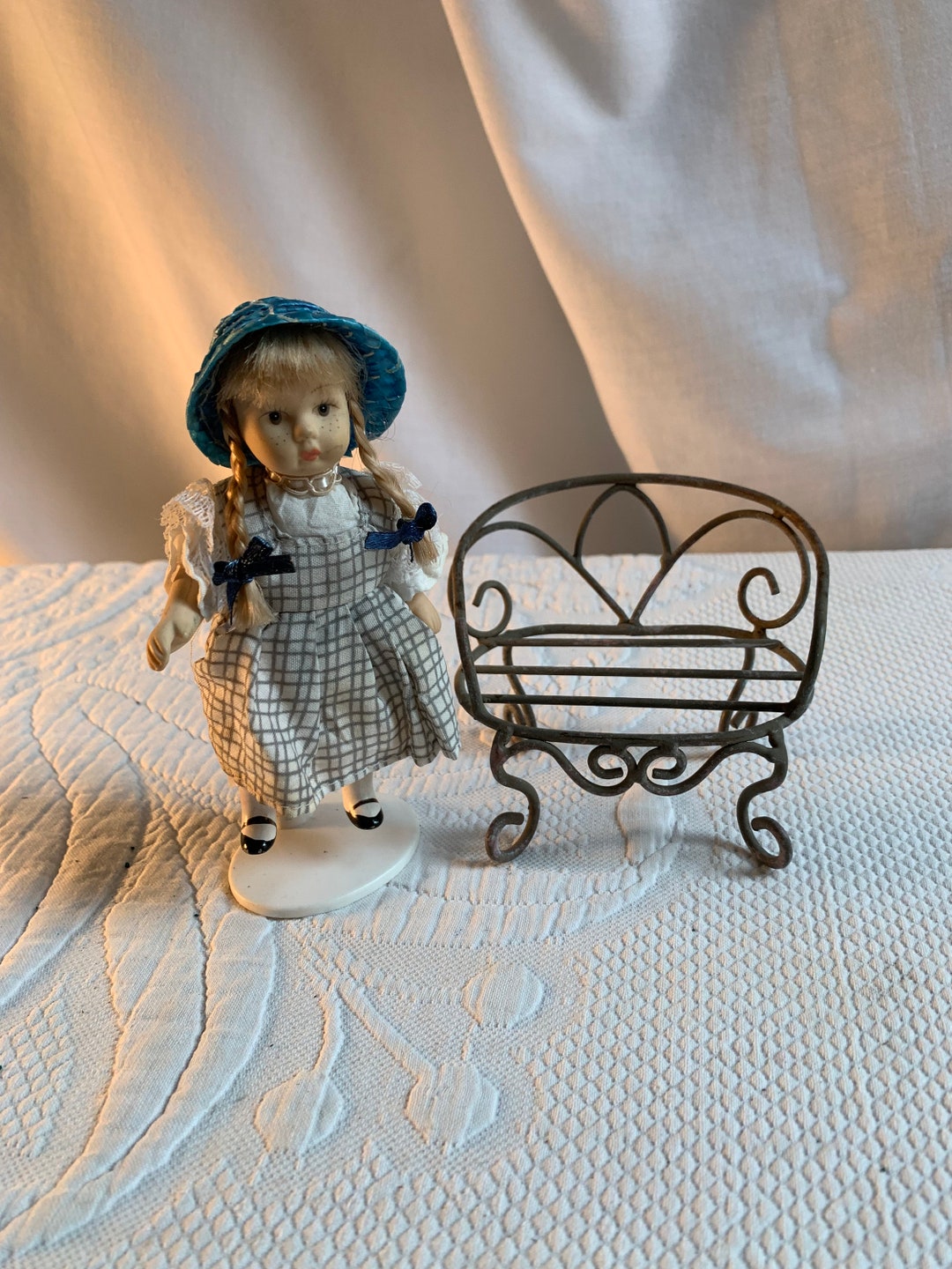 Vintage Porcelain Freckle Faced Girl Doll With Stand. Blue Straw Hat ...