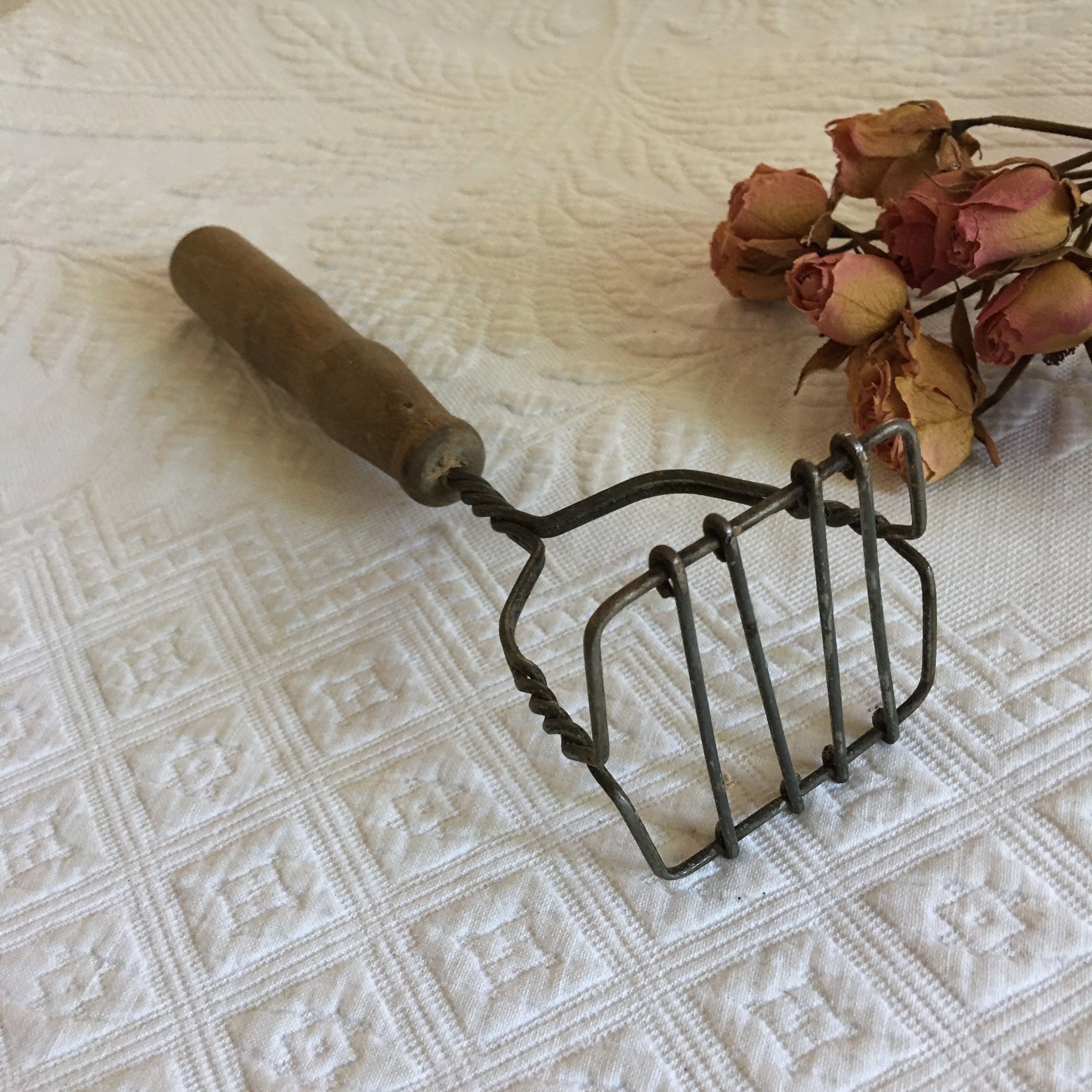 Vintage Wood and Metal Wire Potato Masher. Vintage Kitchen Utensil for ...