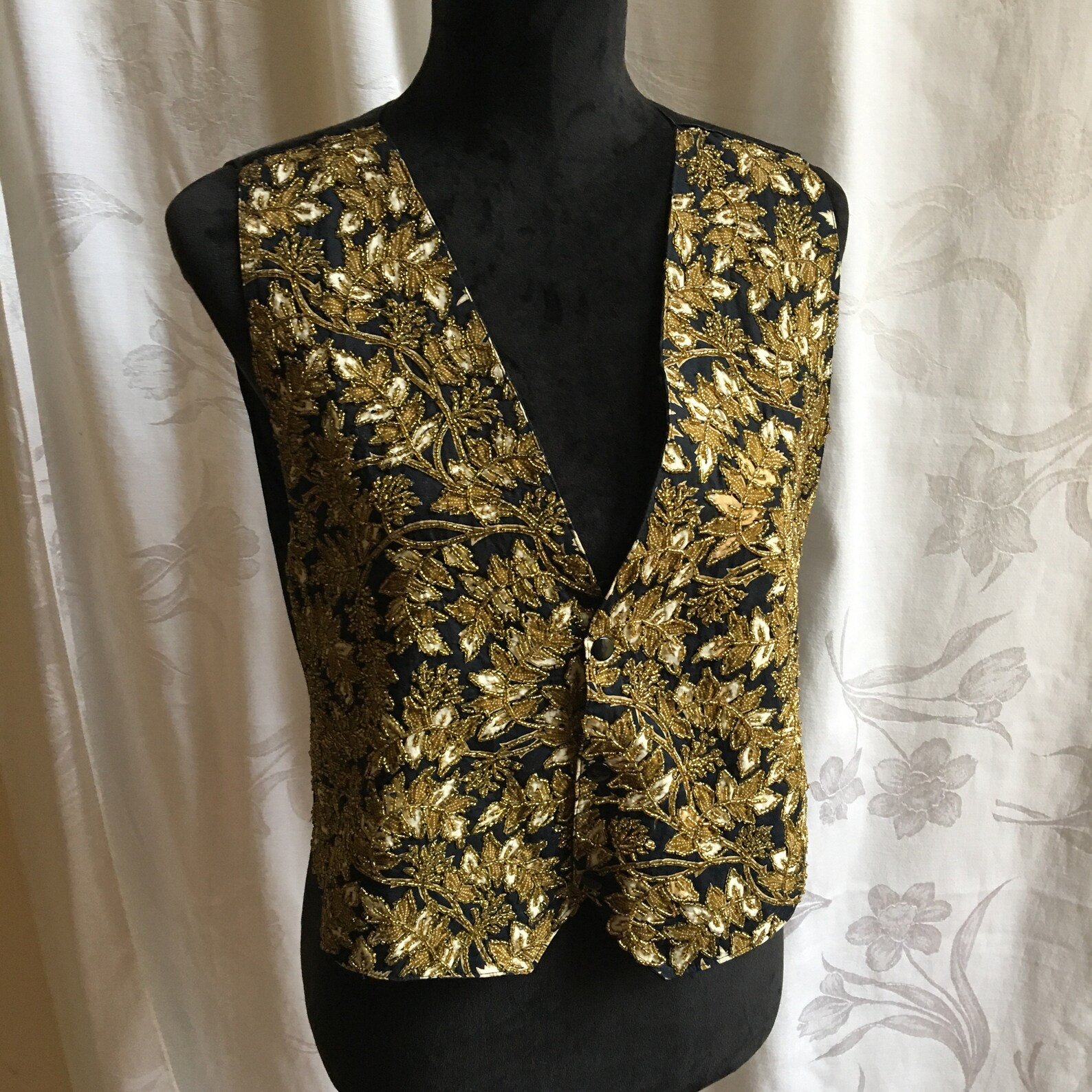 Vintage Beaded Leaf Vest. Arise 65 Cotton 35 Rayon Small Vest W/ Gold ...