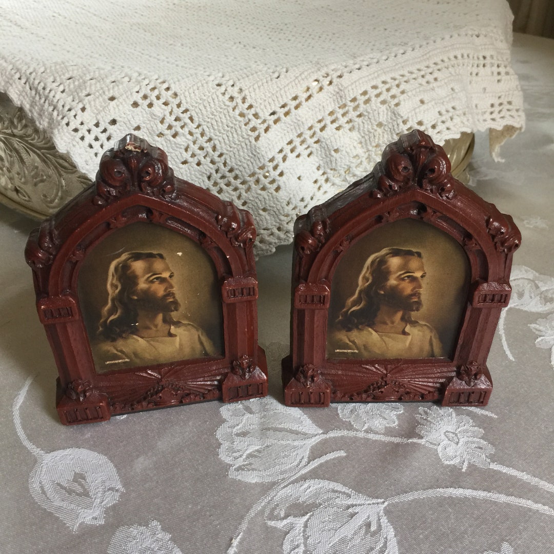Vintage 1941 Jesus Bookends. Wood Composite Cathedral Window Style ...