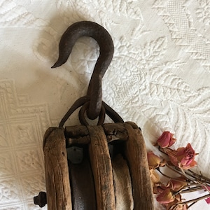 Antique Large Wooden Barn Pulley With Hook. Primitive Double Pulley ...