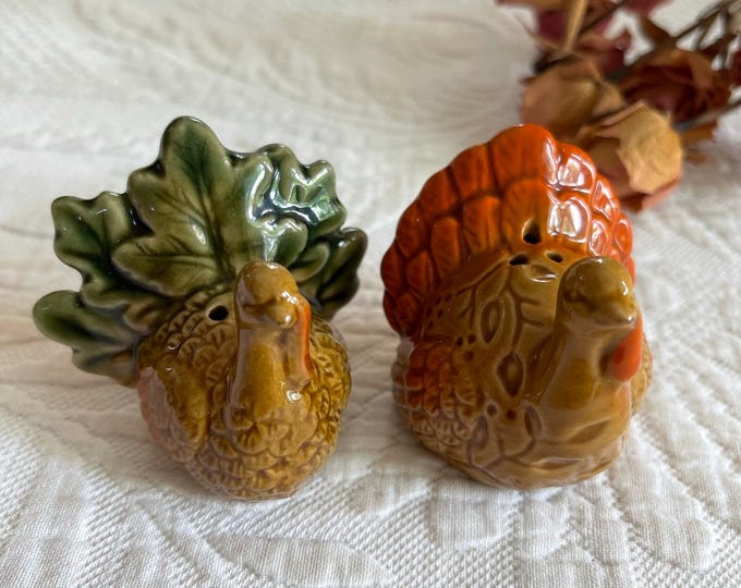 Vintage Turkey Salt And Pepper Shakers