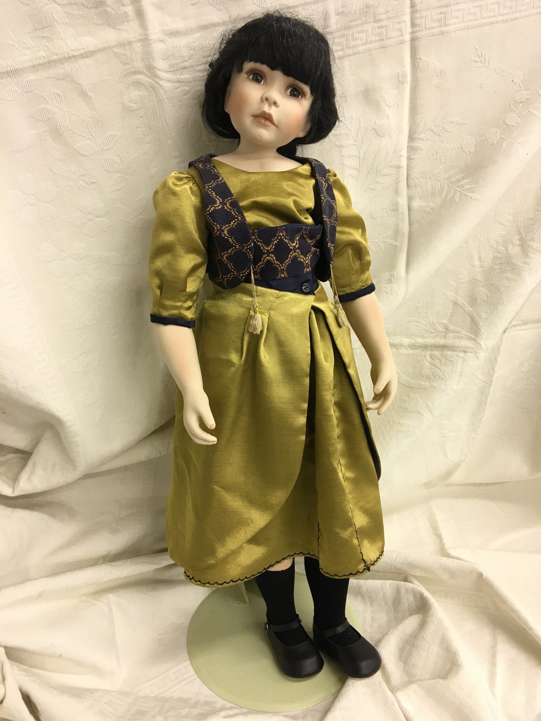 Vintage Linda Murray Oriental 30" Doll in Gold Satin Dress, Navy ...