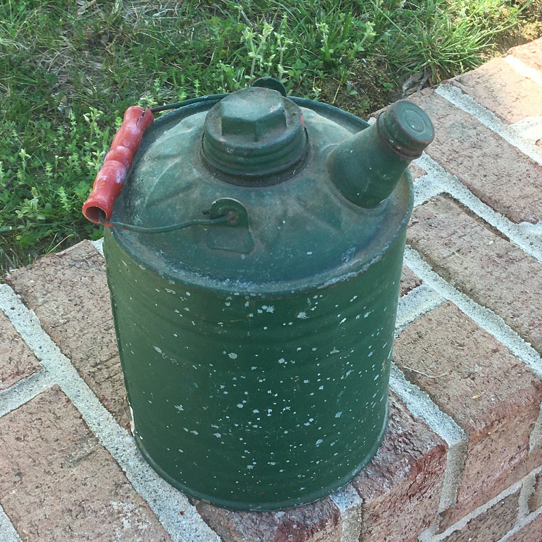 Vintage 4 Qt. Oil Can With Red Wooden Swing Handle, Spout and Screw off ...