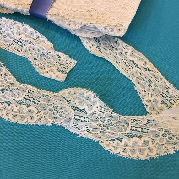 Vintage Leaf and Flower Two Sided Dress Lace. Beautiful - Etsy