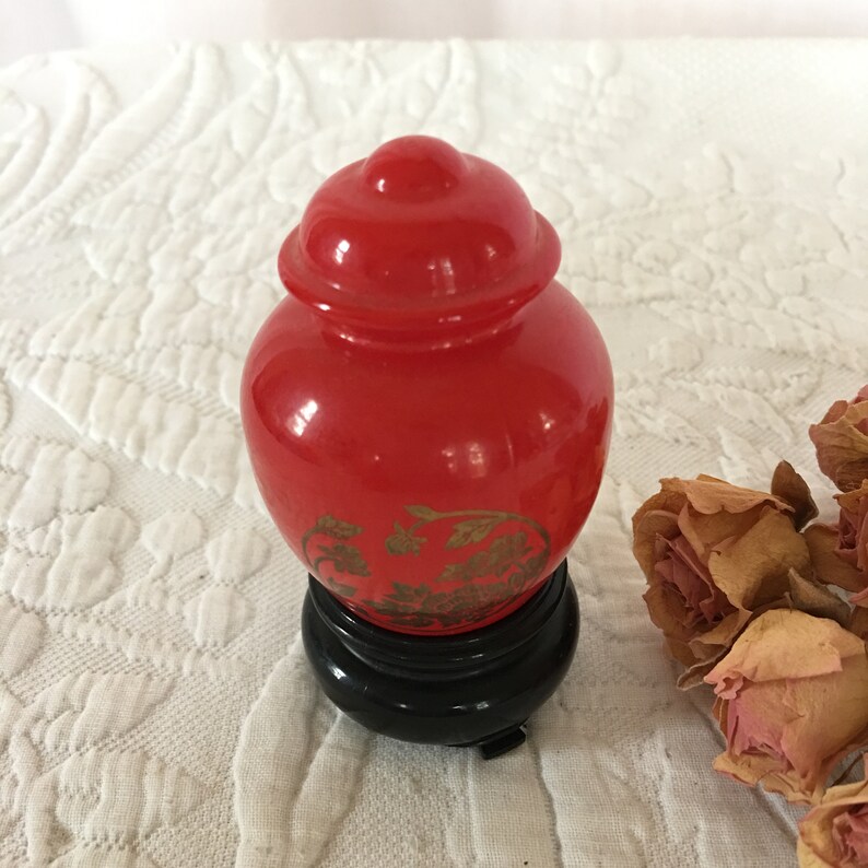 Vintage Avon Red Oriental Vase Bottle. Moonwind Cologne in Red | Etsy
