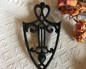 Cast Iron Trivet With Legs - Etsy