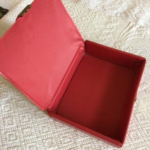 Vintage 1950s Vinyl Lockbox. Red Vinyl Treasures Box With - Etsy