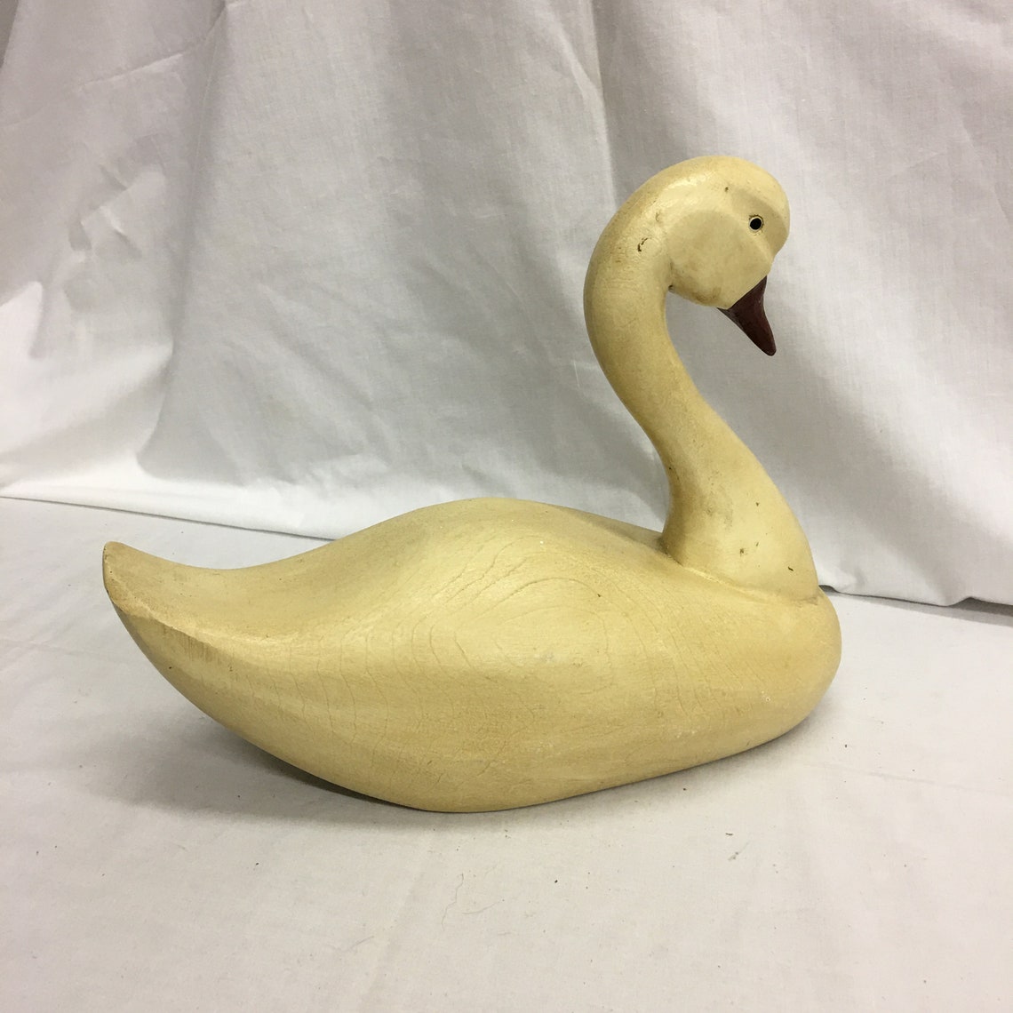 Vintage Wood Carved Swan. Creamy White Painted Swan With Red | Etsy