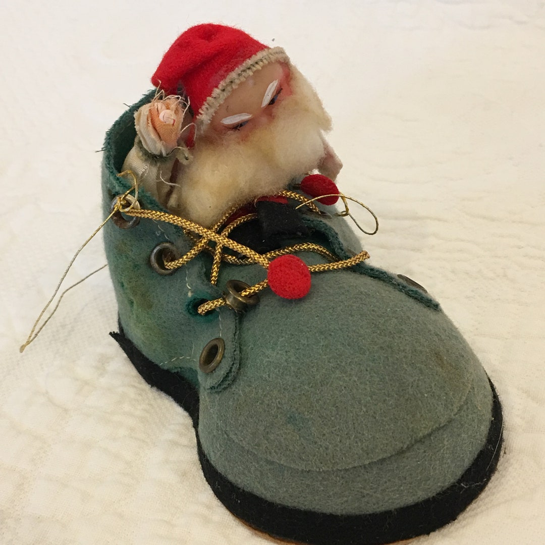 Vintage 1950s Christmas Santa in a Shoe. Green Felt Baby Shoe With ...