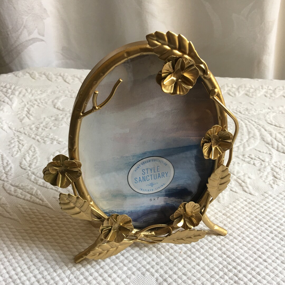 Gold Tone Dimensional Frame With Its Own Stand. Leaves, Flowers and ...