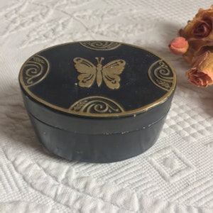 Vintage Lucretia Vanderbilt Face Powder Butterfly Metal Dresser Box ...