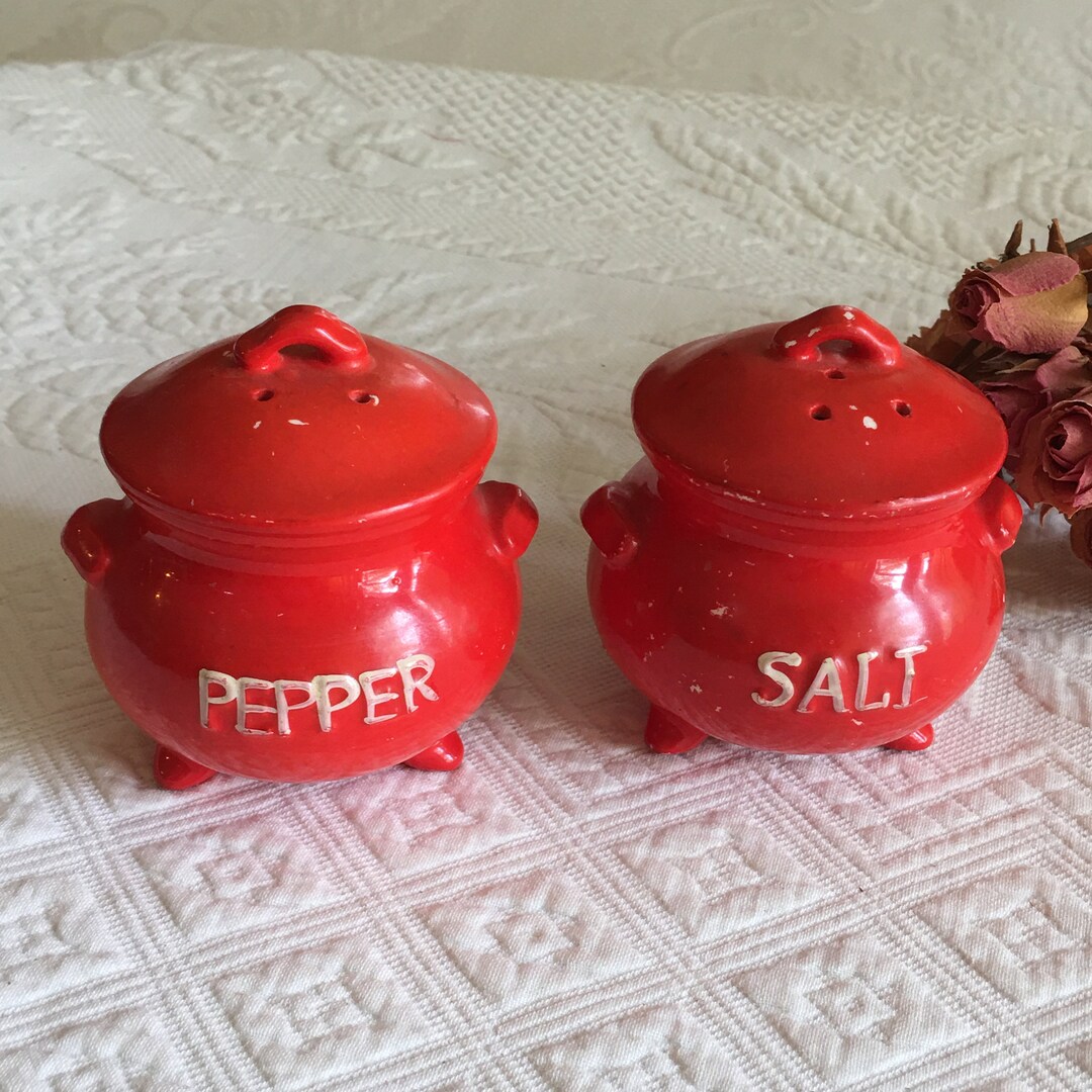Vintage Lego Red Open Hearth Cooking Pot Type Design Salt and Pepper ...