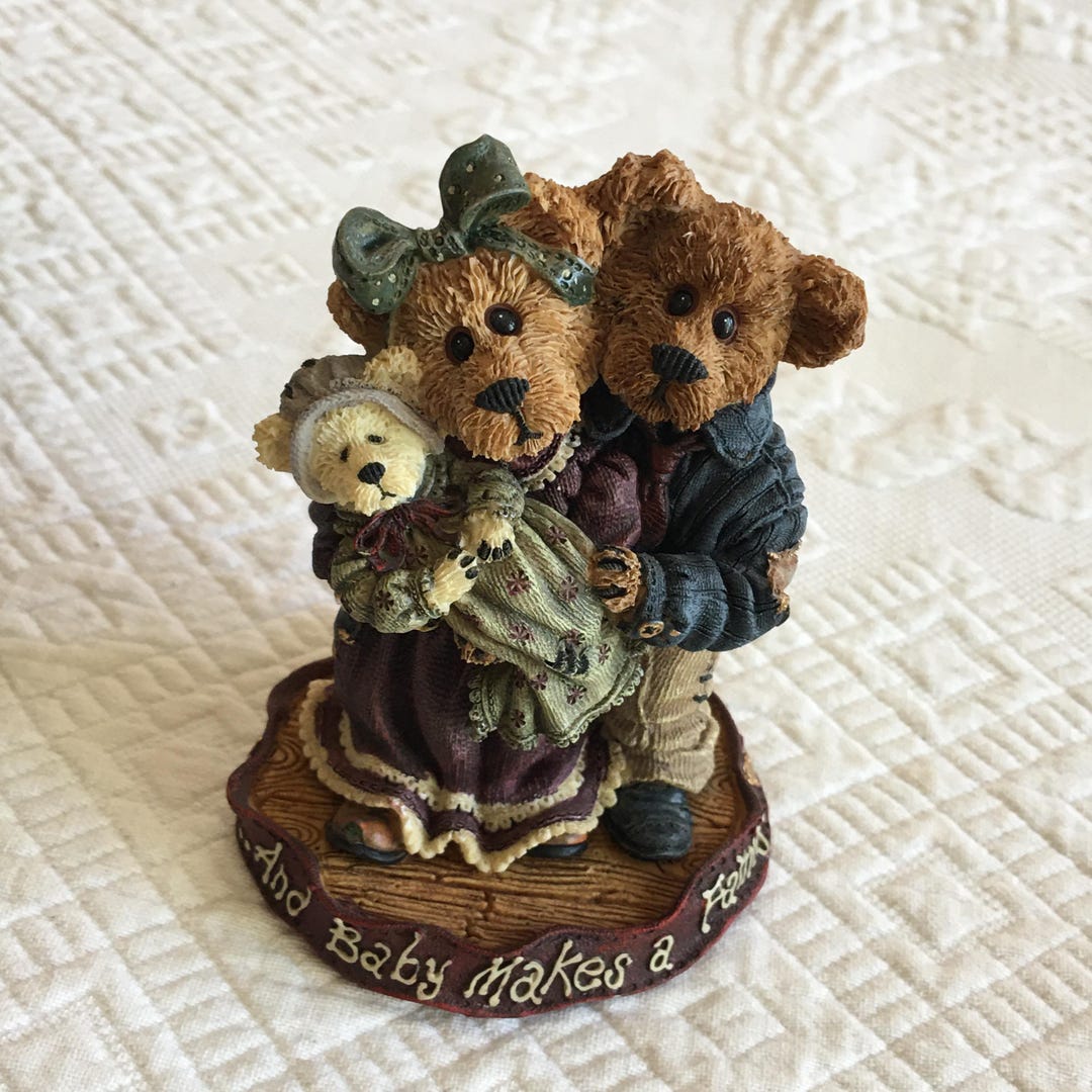 Vintage 1999 Boyds ...and Baby Makes a Family, Love Makes A Couple ...