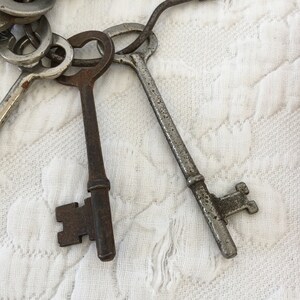 Antique 11 Old Keys on Ring as Found. Great Old Keys for Art Projects ...