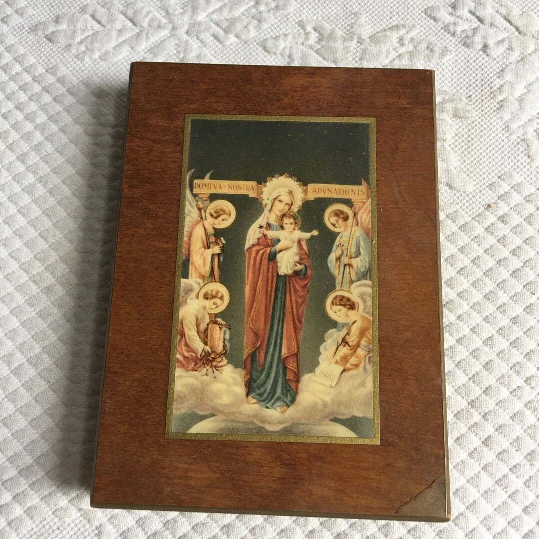 Vintage Wood Religious Plaque. Madonna and Child W/ Angels Surrounding ...