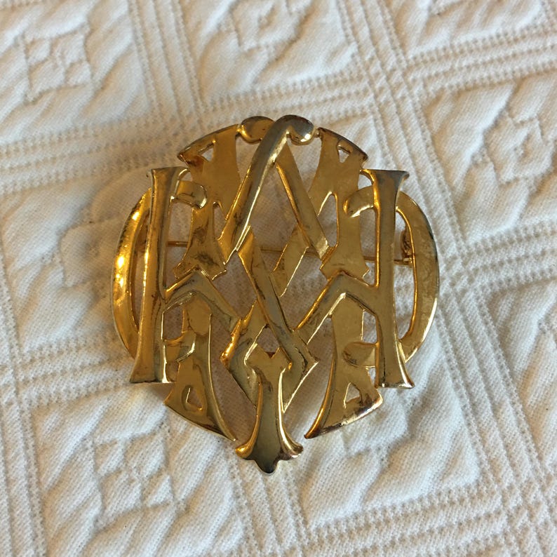 Vintage Carolee Interlocking Monogram Pin Brooch. Gold Tone Round ...