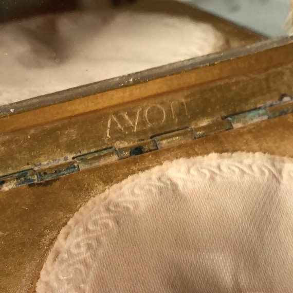 Vintage Avon Compact. Brushed Gold Square Powder Comp… - Gem