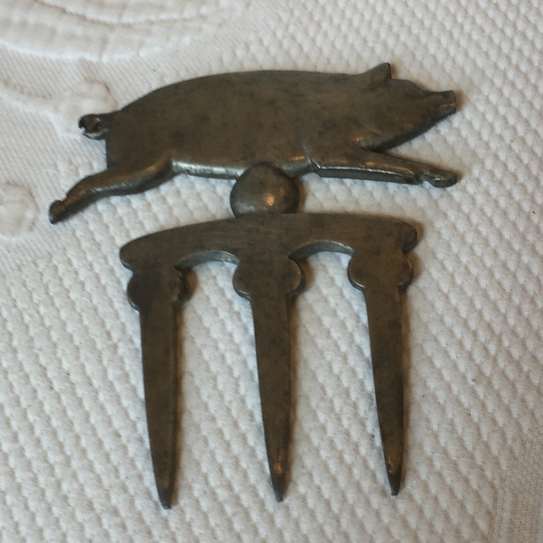 Vintage Meat Fork Pig From Norway. Pewter Pig Fork or Aluminum. 3 Tine ...