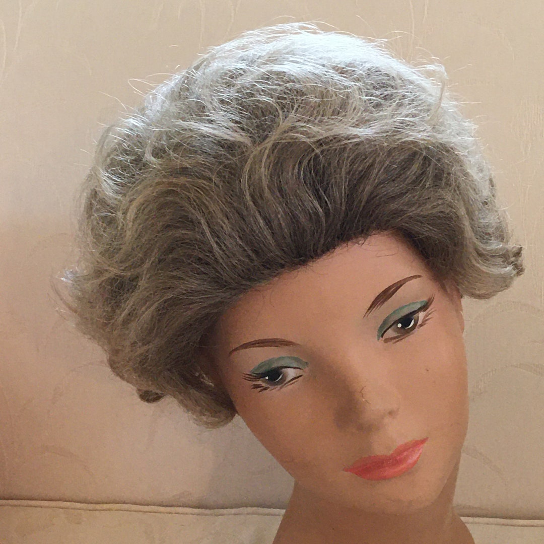 Sunshine Frosted Wig by Reid Meredith, Inc. A Light Natural Blonde That ...