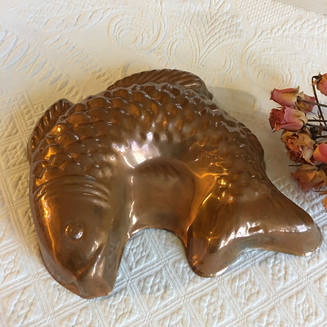 Vintage Copper Curved Fish Mold. Hanging Ring on the Top. Silver Metal ...