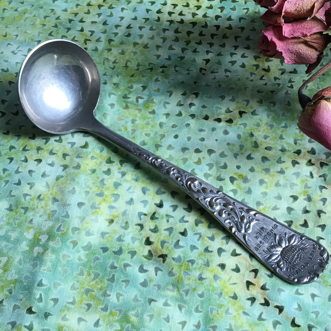 Vintage 1915 Sweet Clover Condensed Milk Cream Dipper. Sweet Clover ...