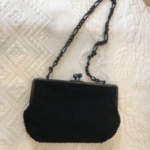 Vintage Black Beaded Coin Purse on Chain. Small Purse Coin Purse in ...