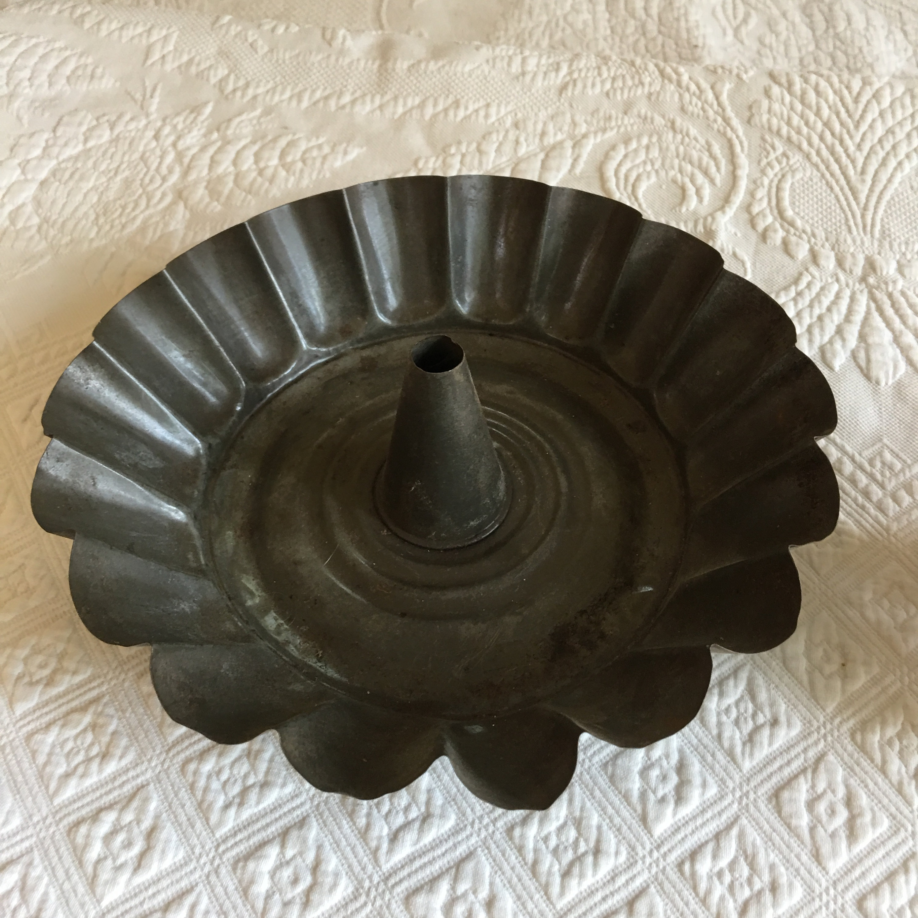 Antique Scalloped Tin Mold With Fluted Sides. Center Cone and - Etsy
