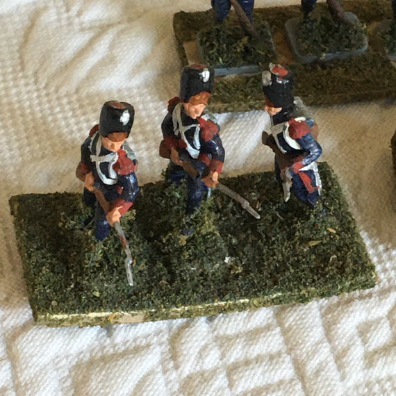 Vintage 21 Miniature Soldiers and Weapons. Wearing Blue With | Etsy