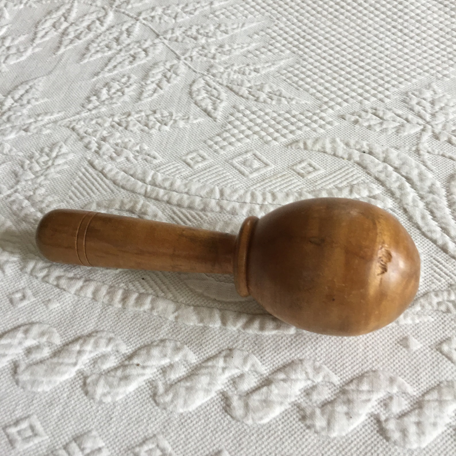 Vintage Darning Egg With Fatter Handle and Egg Than Most Darners. Well ...
