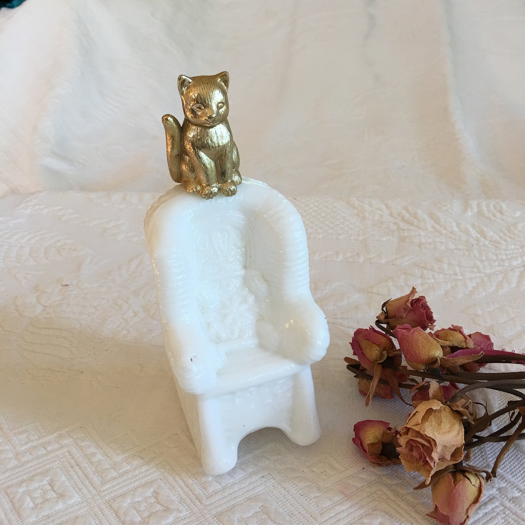 Vintage Avon Cologne Bottle. Gold Cat Sitting on the Top of White Glass ...