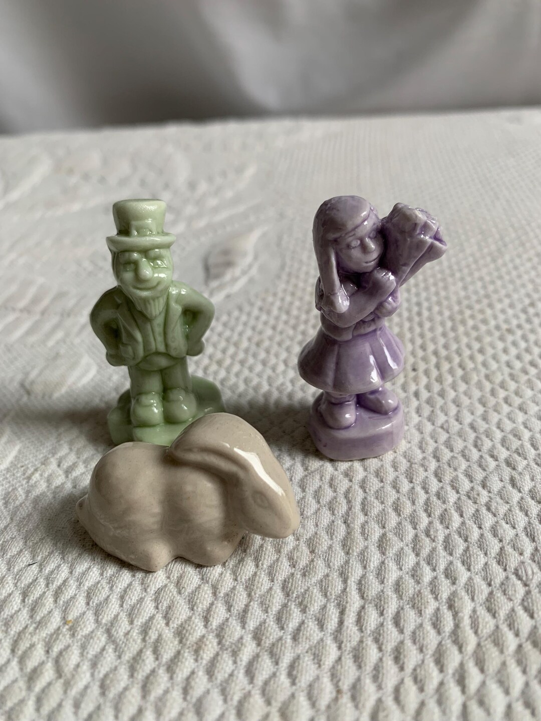 Vintage 3 Wade Mini Figurines. Green Hobo, Purple Girl With Flowers and ...