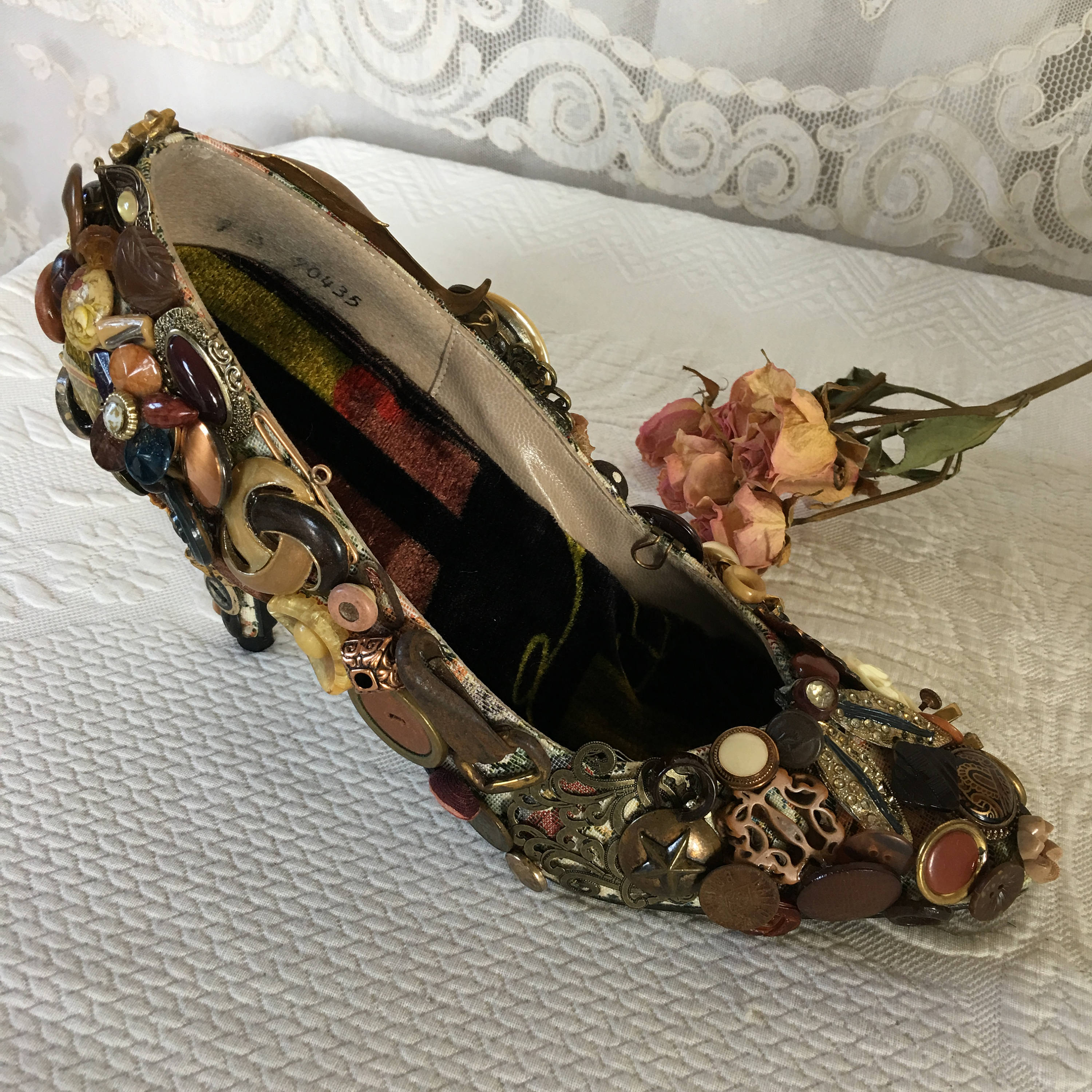 Handmade Button Jewelry High Heel Shoe. Dresser Accent to Hold ...