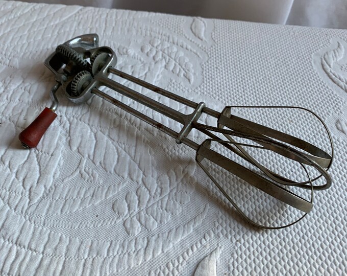 Antique Hand Rotary Egg Beaters. Unique Style Beater. Worlbeater Egg ...