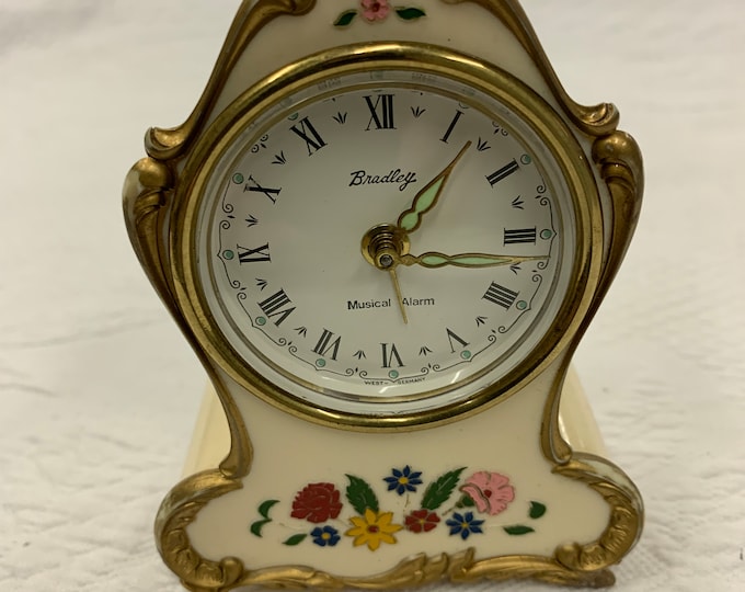 Vintage Bradley Musical Alarm Clock. Small Feminine Floral Upright ...
