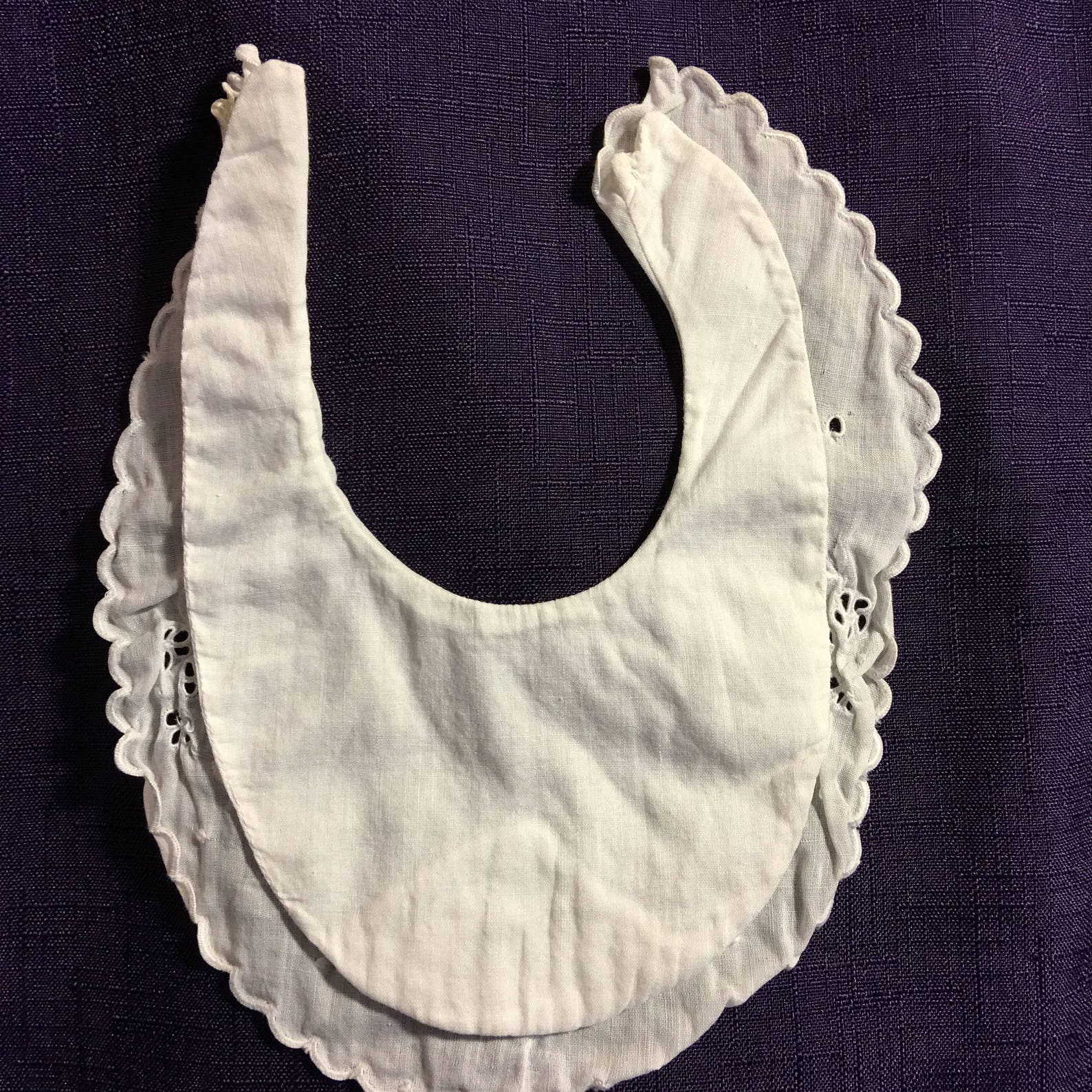 Vintage Embroidered Baby Bib Scalloped Edge and Hand - Etsy