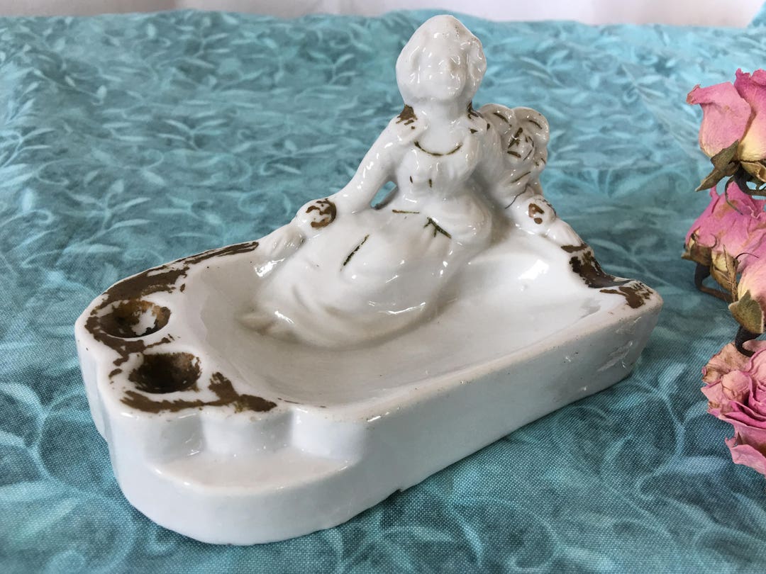Vintage Lady Dresser Dish. Worn Gold Accent Paint on Reclining Lady ...