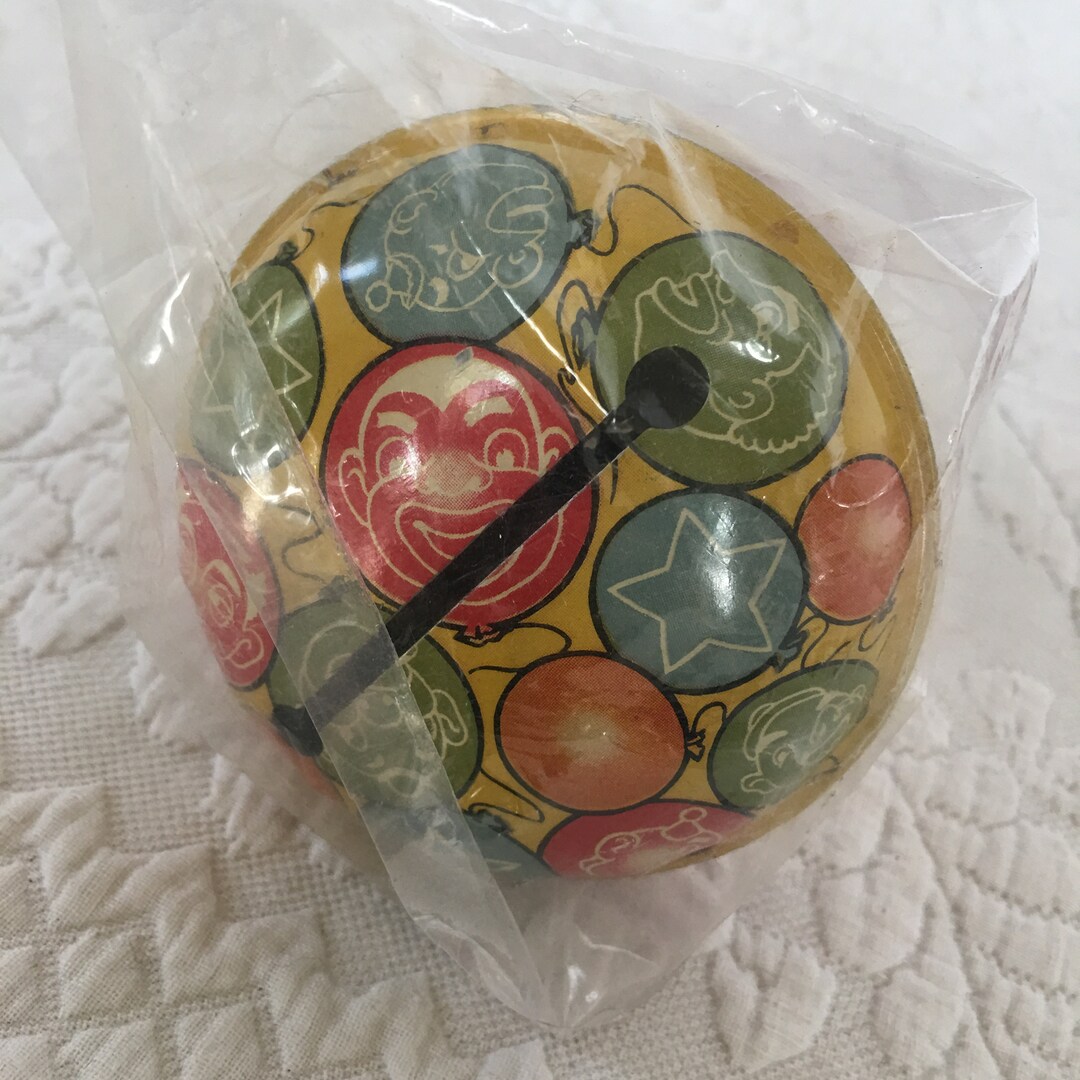 Vintage 1930s Noise Maker Rattle Toy. Wood Handled Rattle Type Shaker ...