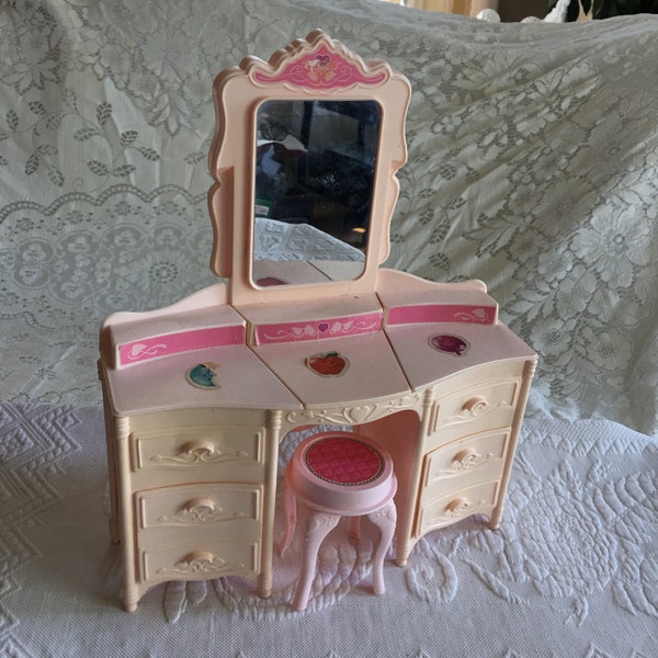 Barbie Table - Etsy