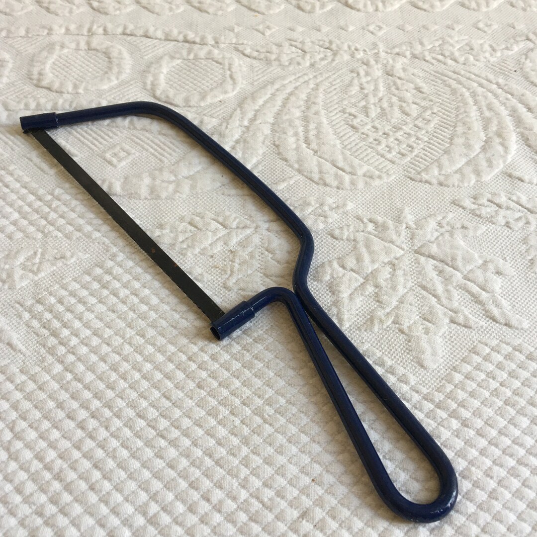 Vintage Small Hand Saw With Small Teeth on Blade. Good for Small ...