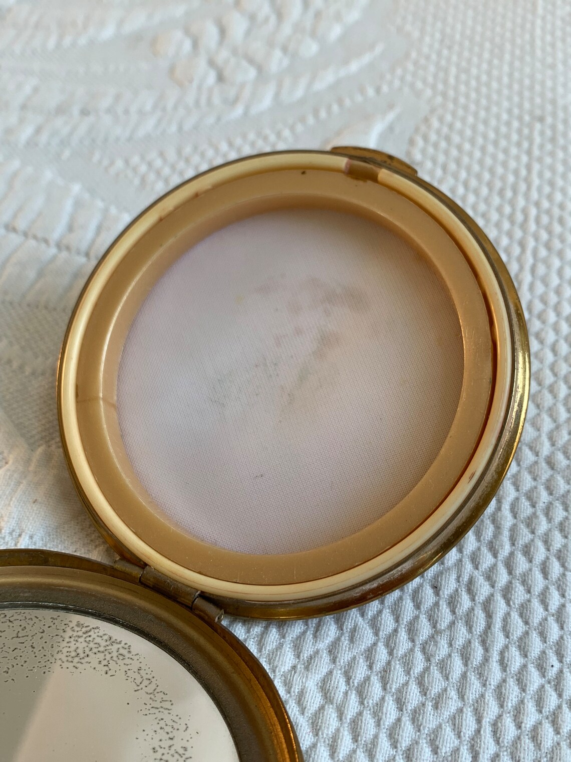 Vintage Petit Point Compact With Lovely Brass Frame. Petit Point ...