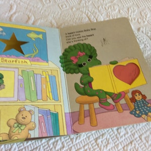 Vintage 1993 Baby Bop Discovers Shapes. Cardboard Page Baby Book by ...