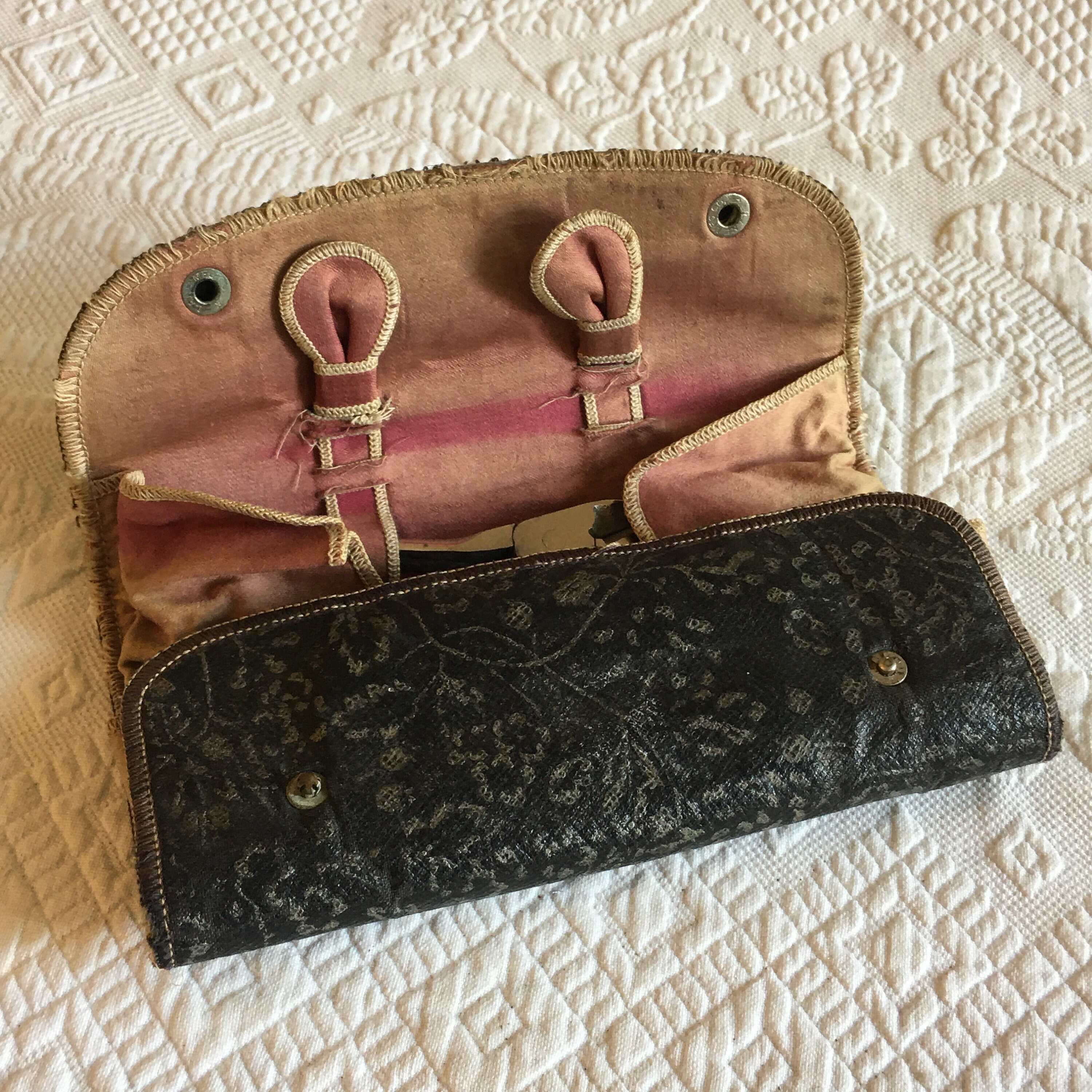 Vintage Celluloid Nail Care Kit in Fabric Snapping Case. Scissors Type ...