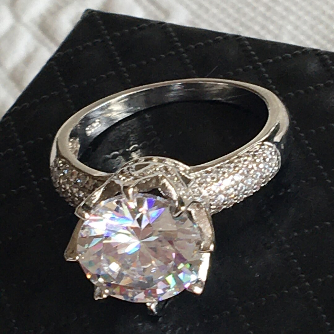 Vintage Sterling Silver Ring. Marked S925. Large Colorless Sparkling ...