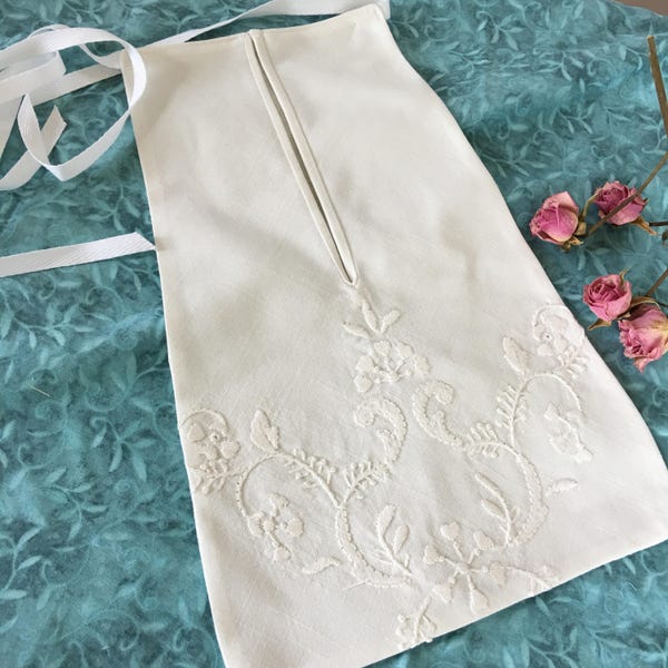 Embroidered Pocket - Etsy