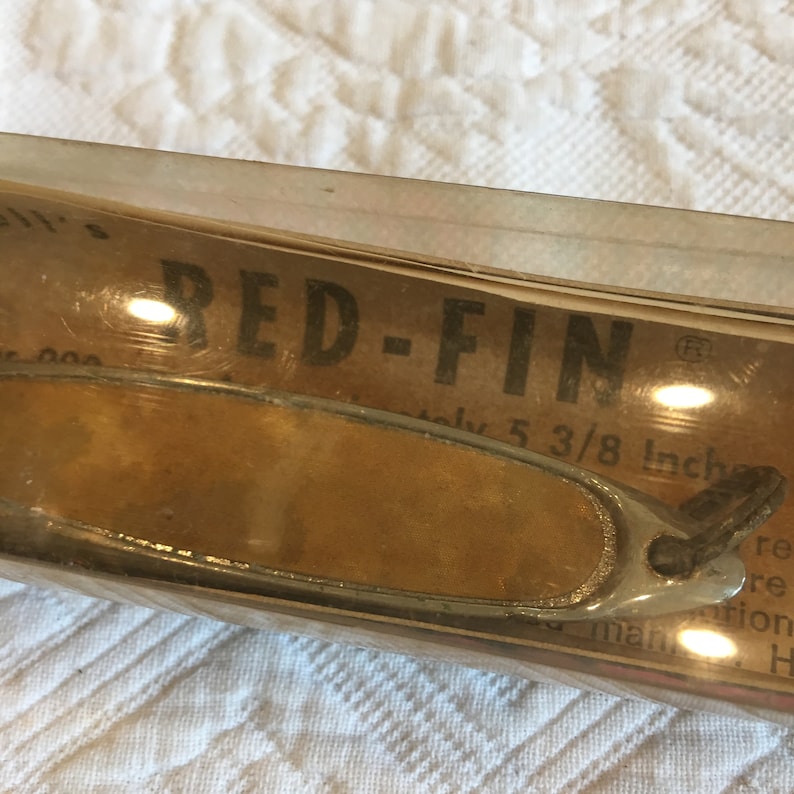 Vintage Red Fin Fish Lure. Cotton Cordell Series 900 Fishing Lure Hook ...