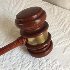 Vintage Wood Gavel. Large Wood and Brass Gavel Barely Used. Beautiful ...
