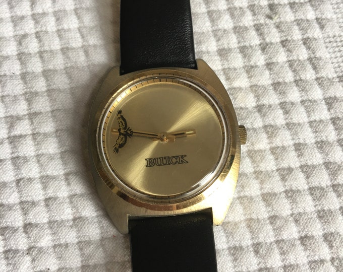 Vintage 1318 Buick Watch With Revolving Eagle. No Number Markings ...