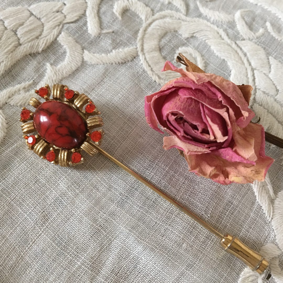 Vintage Stick Pin. Gold and Red Stick Pin. Red Rhinestones Encircling a ...