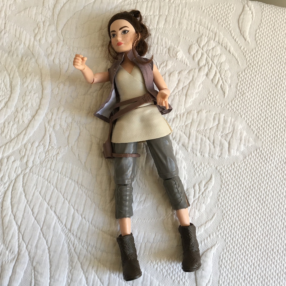 Vintage Star Wars Rey Doll From Forces of Destiny. Wearing a Fabric ...